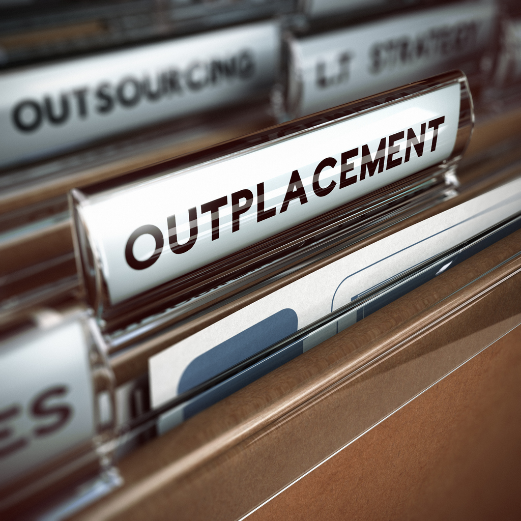 XVI Informe LHH Sobre Outplacement - Adecco Institute